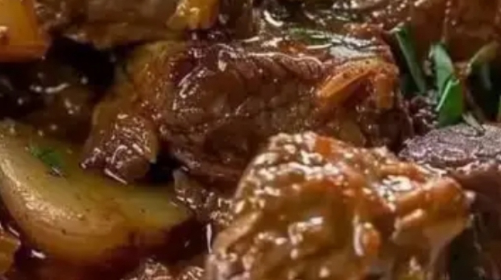 Try this Simple BEEF Mechado – Simple Recipes