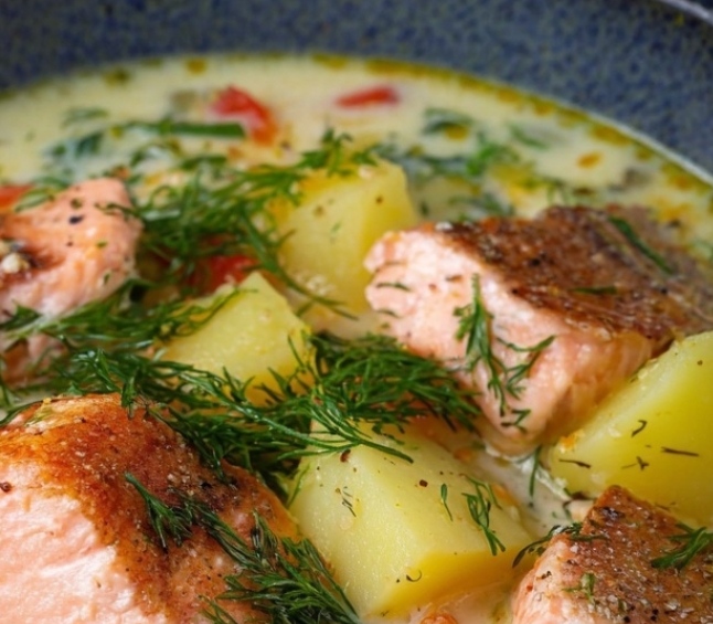 Finnish Salmon Soup (Lohikeitto – Simple Recipes